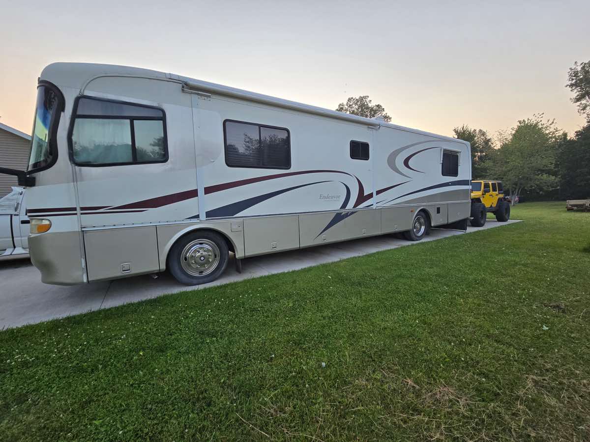 Family Glamping Unit (Member Spotlight!) - rvshowoff.com